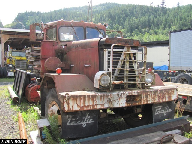 Pacific Truck Club.org - Pacific Photos - 1966 to 1970